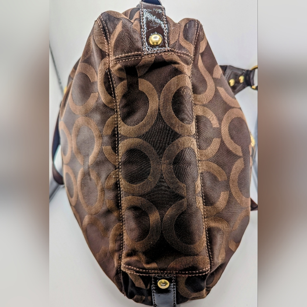 Coach Maggie Brown Signature C Monogram Hobo Shoulder… - Gem